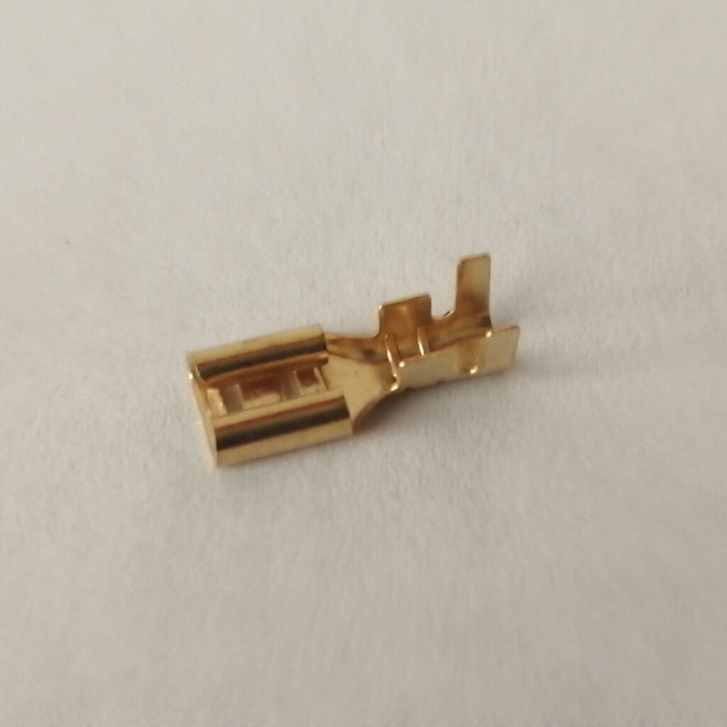 TERMINAL FASTON HEMBRA DE LATON 6MM .187 – Kuali Mecatrónica